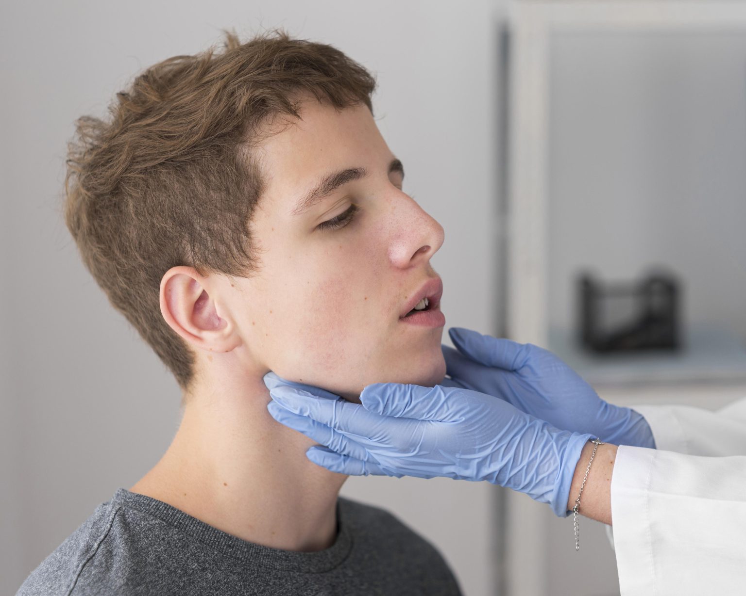 A Comprehensive guide to the benefits of double jaw surgery in 2024